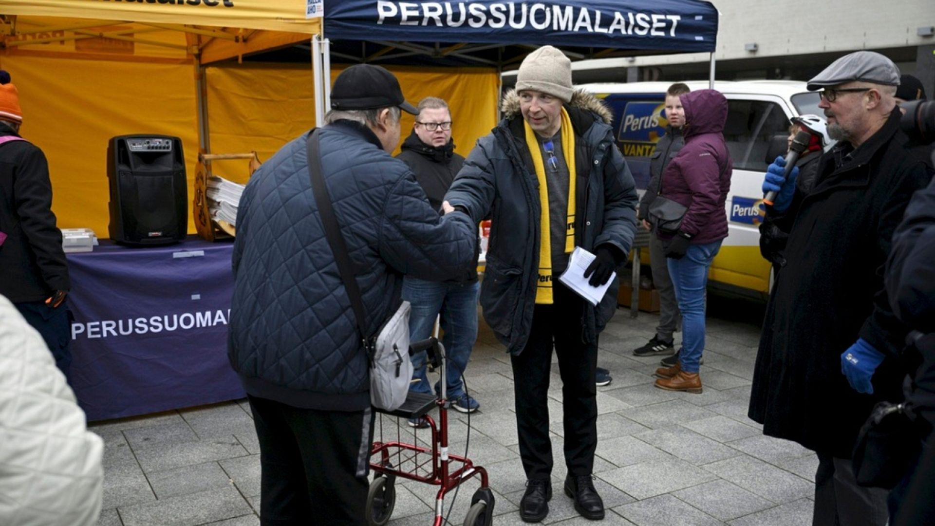 Finland goes to the polls as advance voting gets underway in close ...