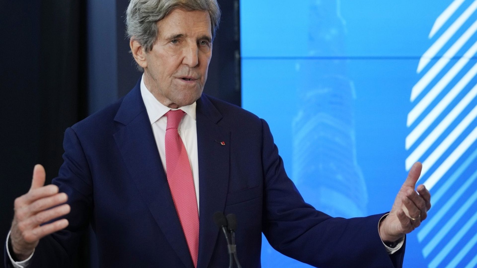 John Kerry, el enviado de EE.UU. para el clima, abandona la ...