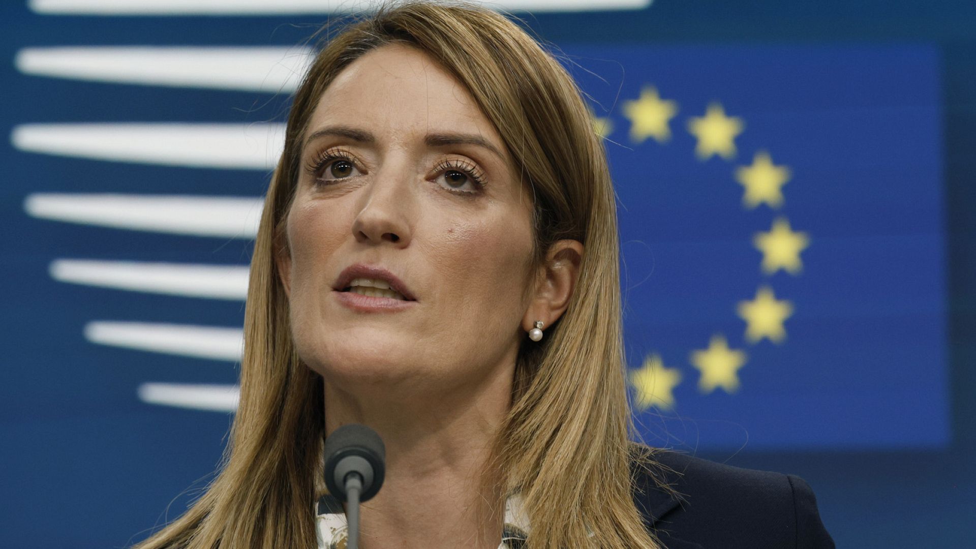 Pro-EU parties at political centre can ward off far-right surge ...