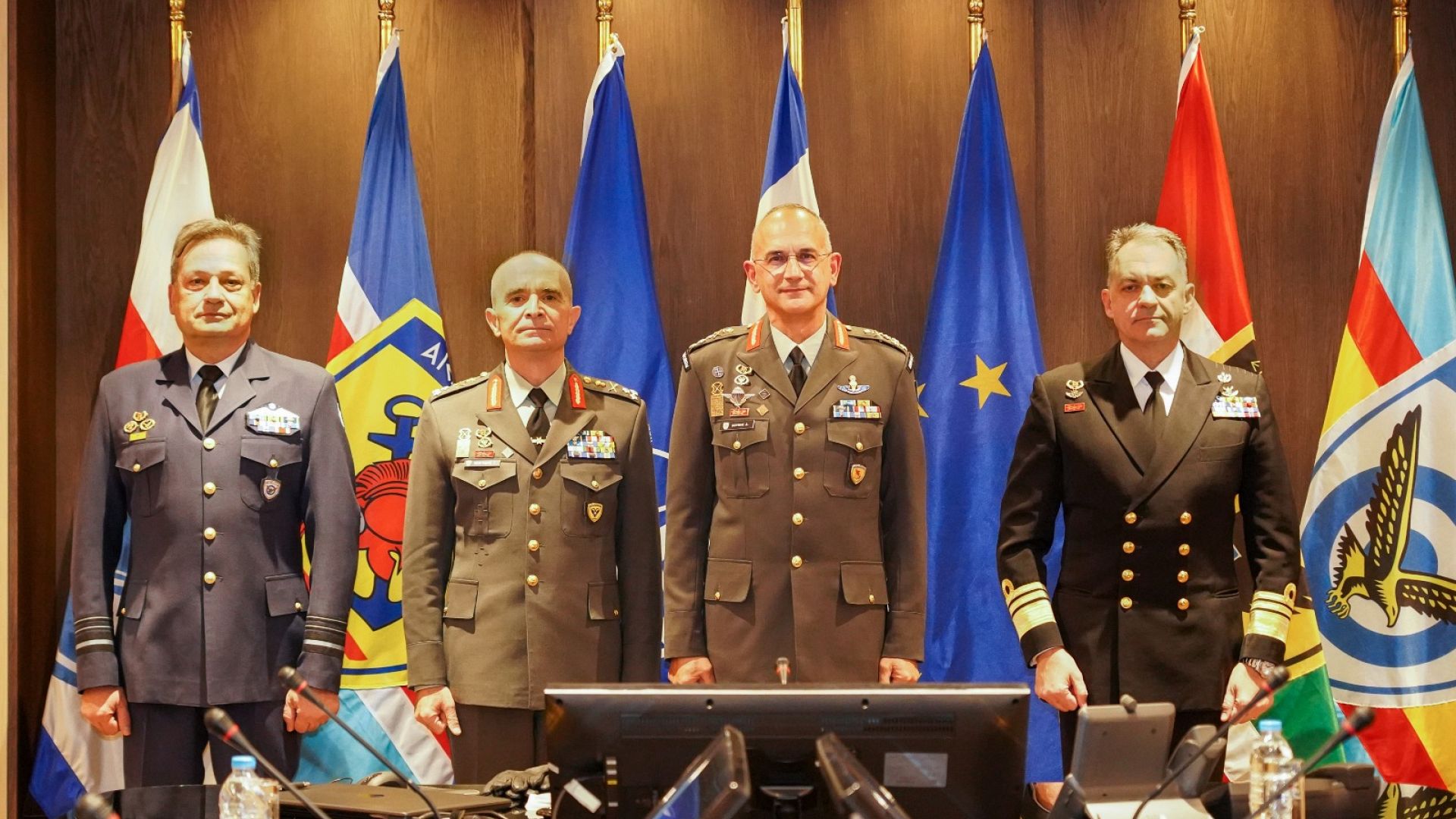 Τα 24 ονόματα τη νέας στρατιωτικής ηγεσίας των Ελληνικών Ενόπλων ...