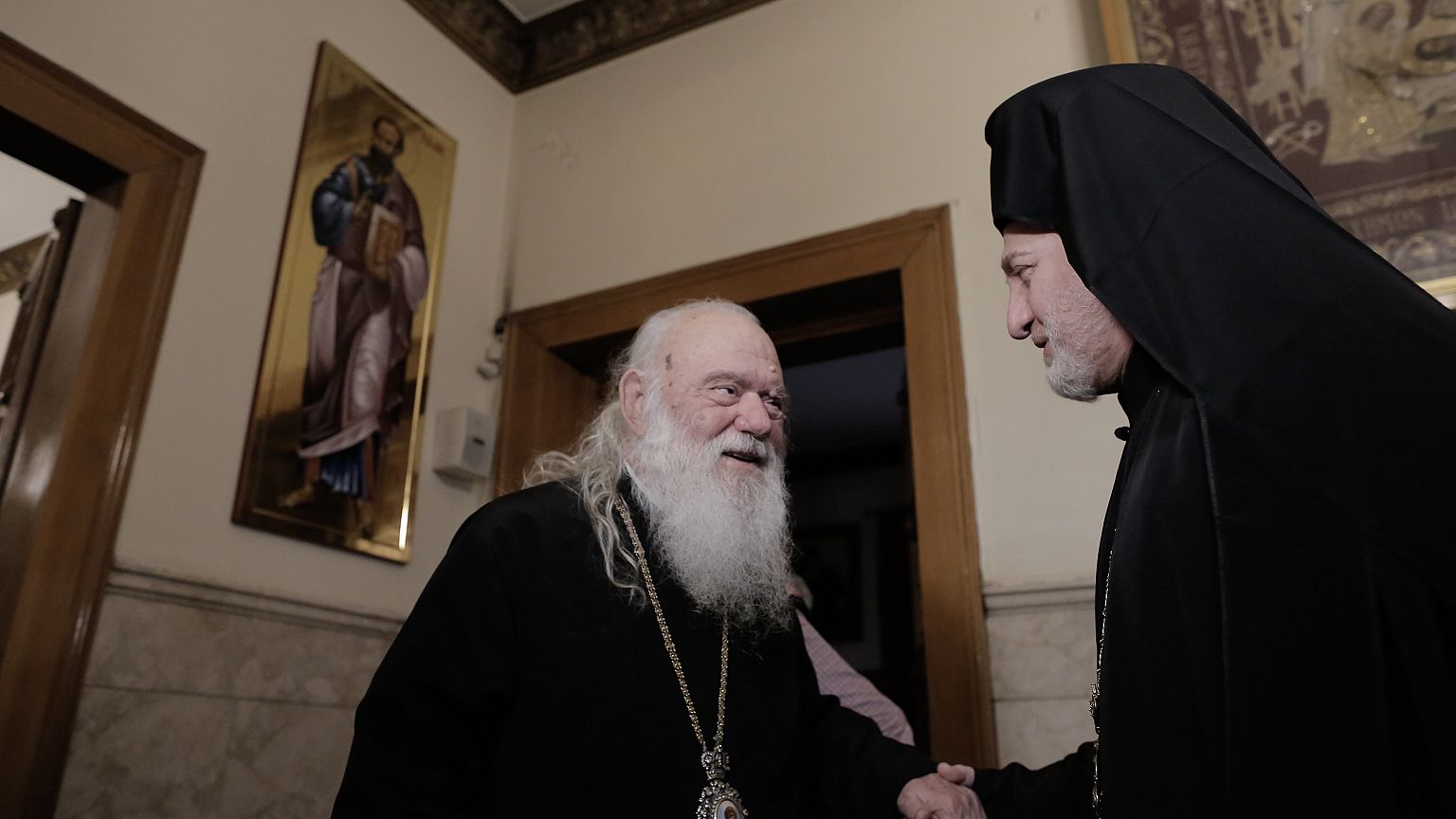 Ιερώνυμος για παιδιά ομόφυλων ζευγαριών: «Θα βαφτίζονται σε μεγαλύτερη ...