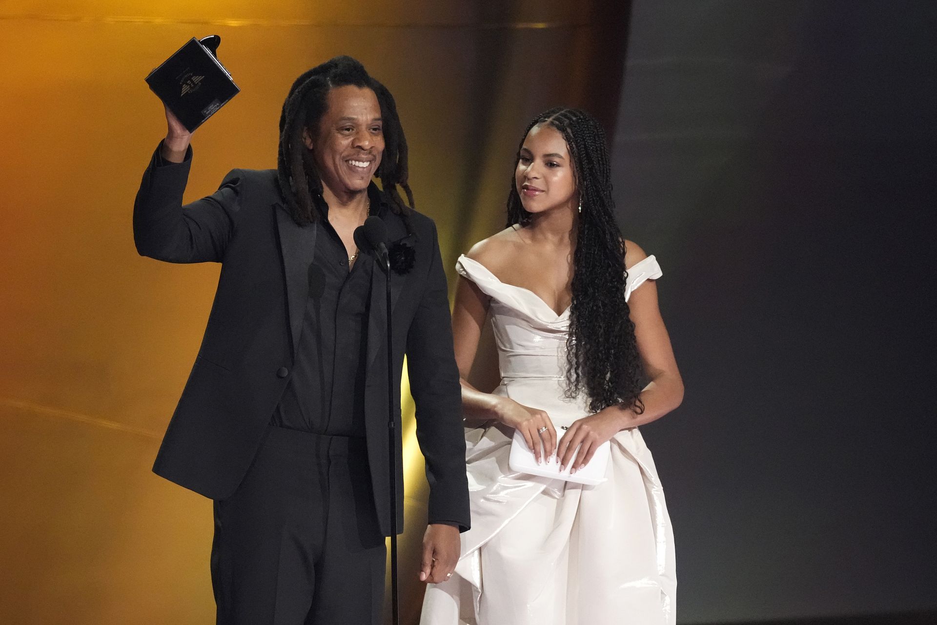 Grammys 2024: Winners and key takeaways from a dramatic evening | Euronews