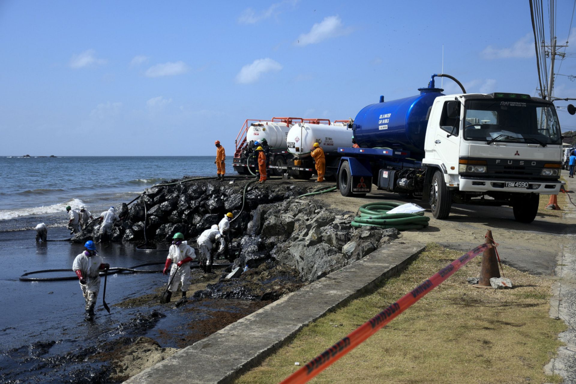 Massive Oil Spill From Mystery Shipwreck Causes National Emergency In