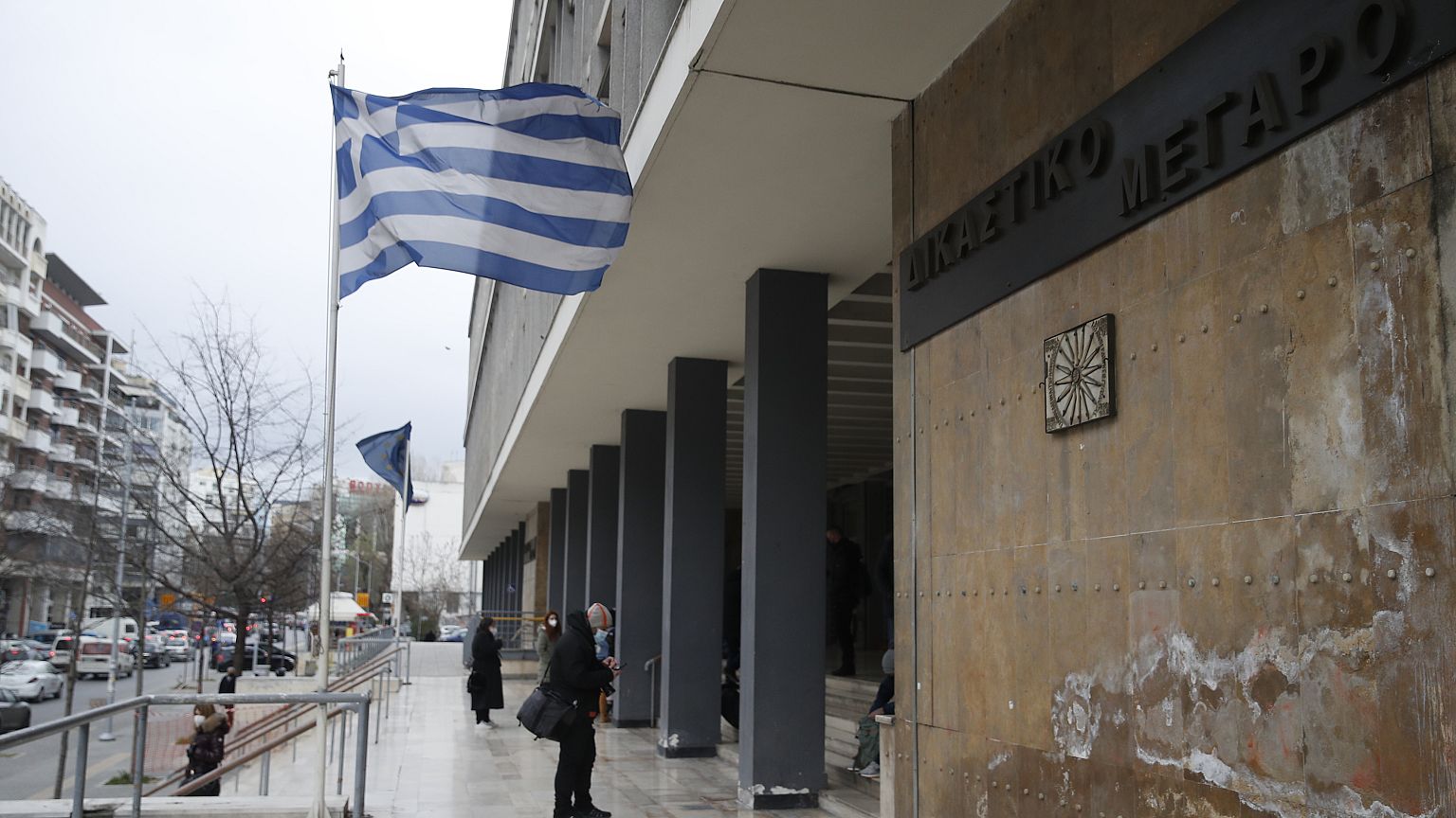 Θεσσαλονίκη: Ανάληψη ευθύνης για τον φάκελο- βόμβα στο δικαστικό μέγαρο ...