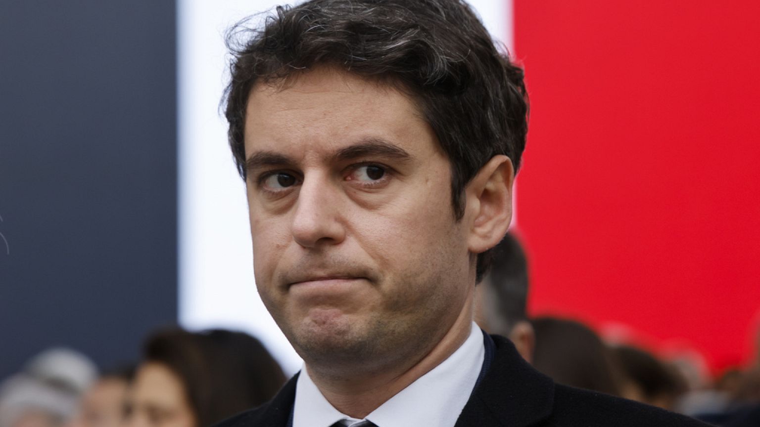 Frankreichs Premier verspricht den Bauern: "Wir werden Euch nicht ...