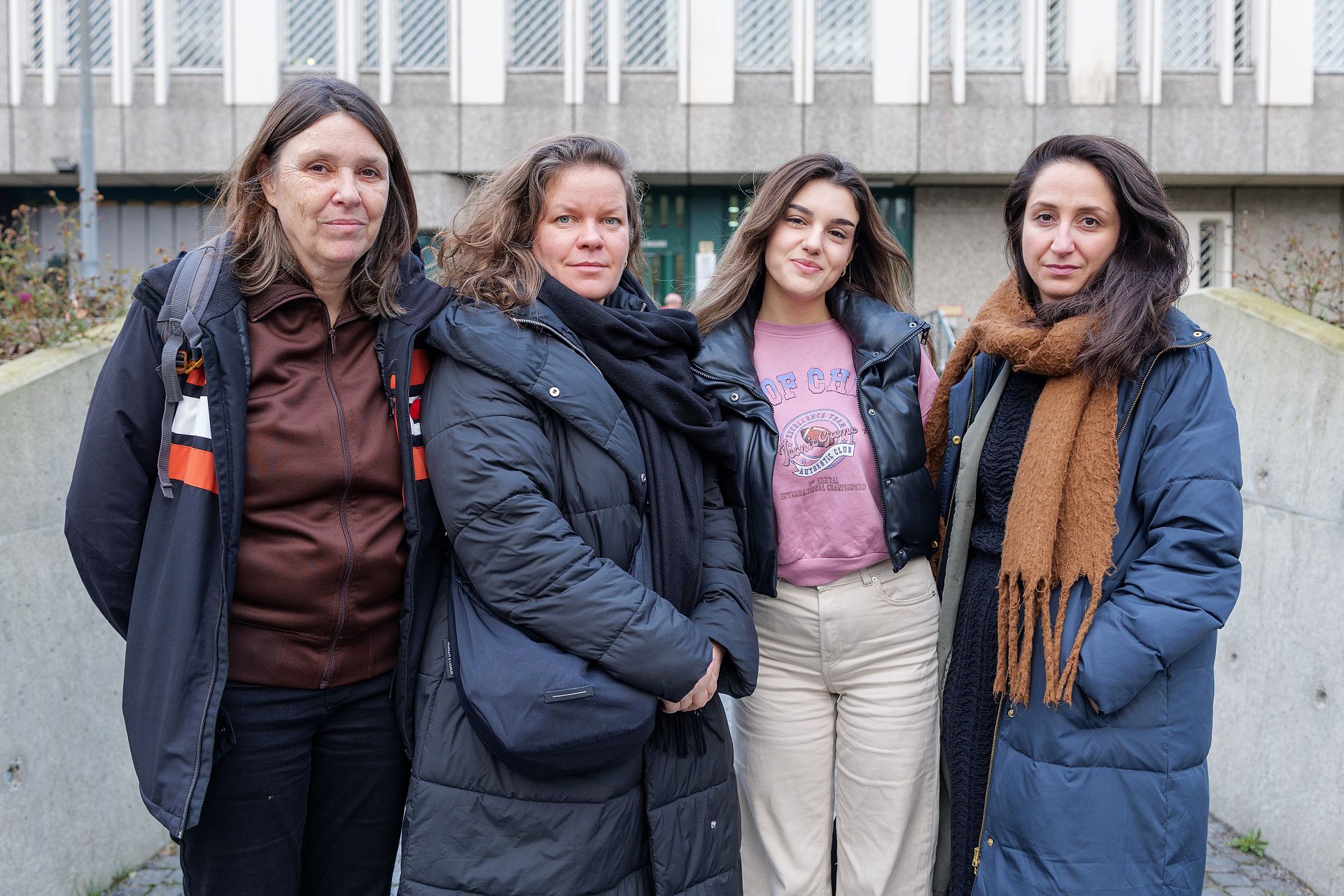 Berlinale 2024 review: 'Elbow' - Watching a film from behind bars in Berlin prison | Euronews