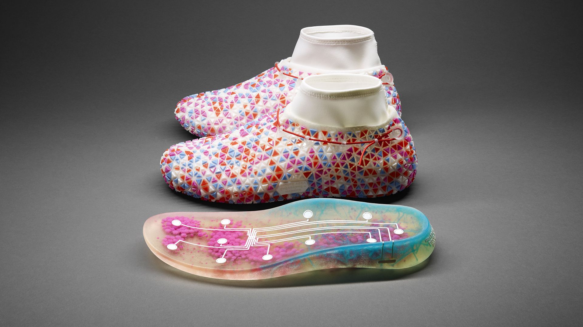 These futuristic 3D-printed shoes mould to your feet and could hit the ...