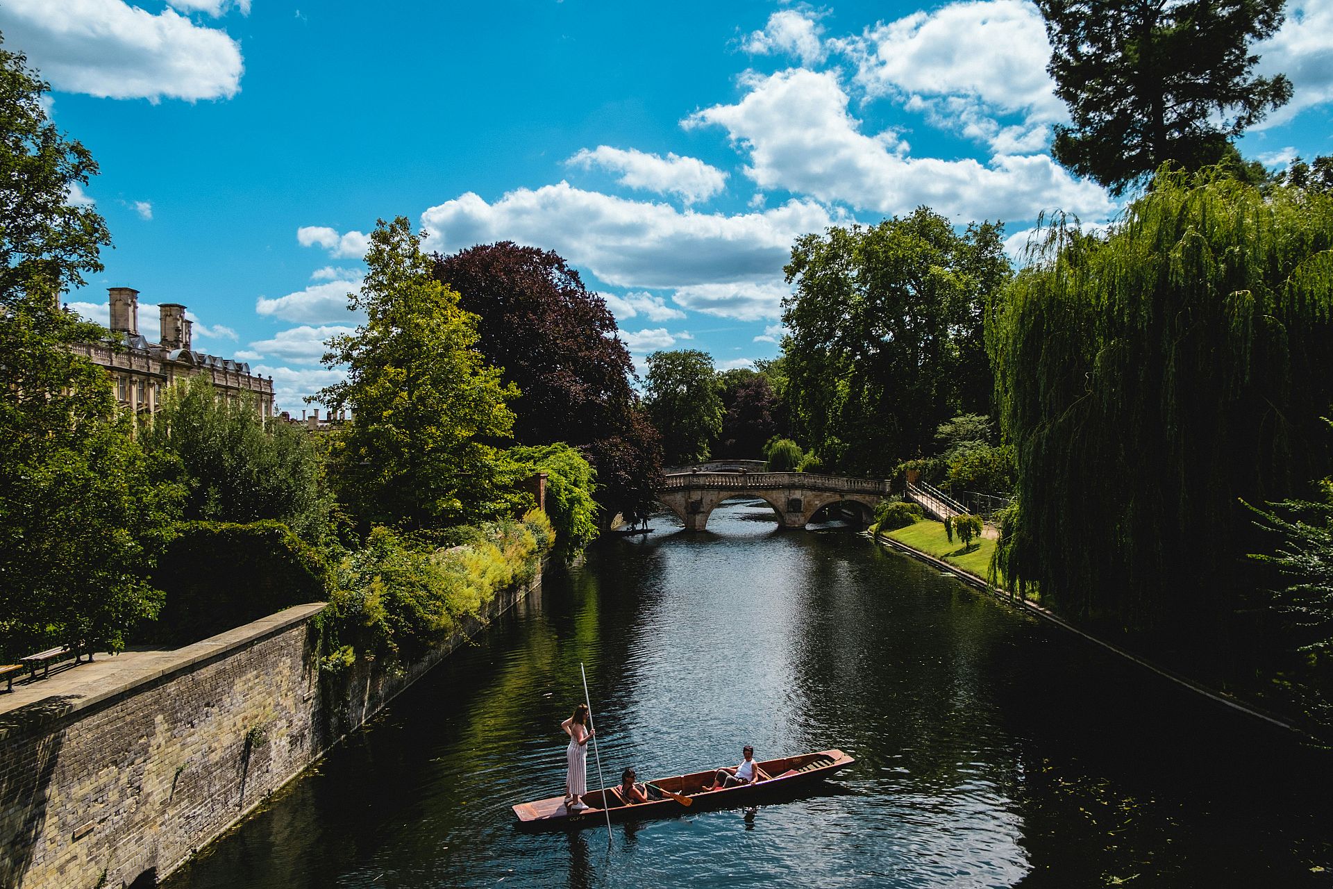 Stately buildings and punting on the river: Is it better to visit ...