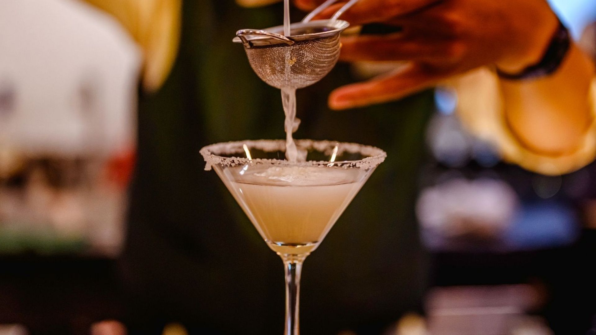 Love, Gloves and Cocktails: What are Leap Year superstitions in Europe ...