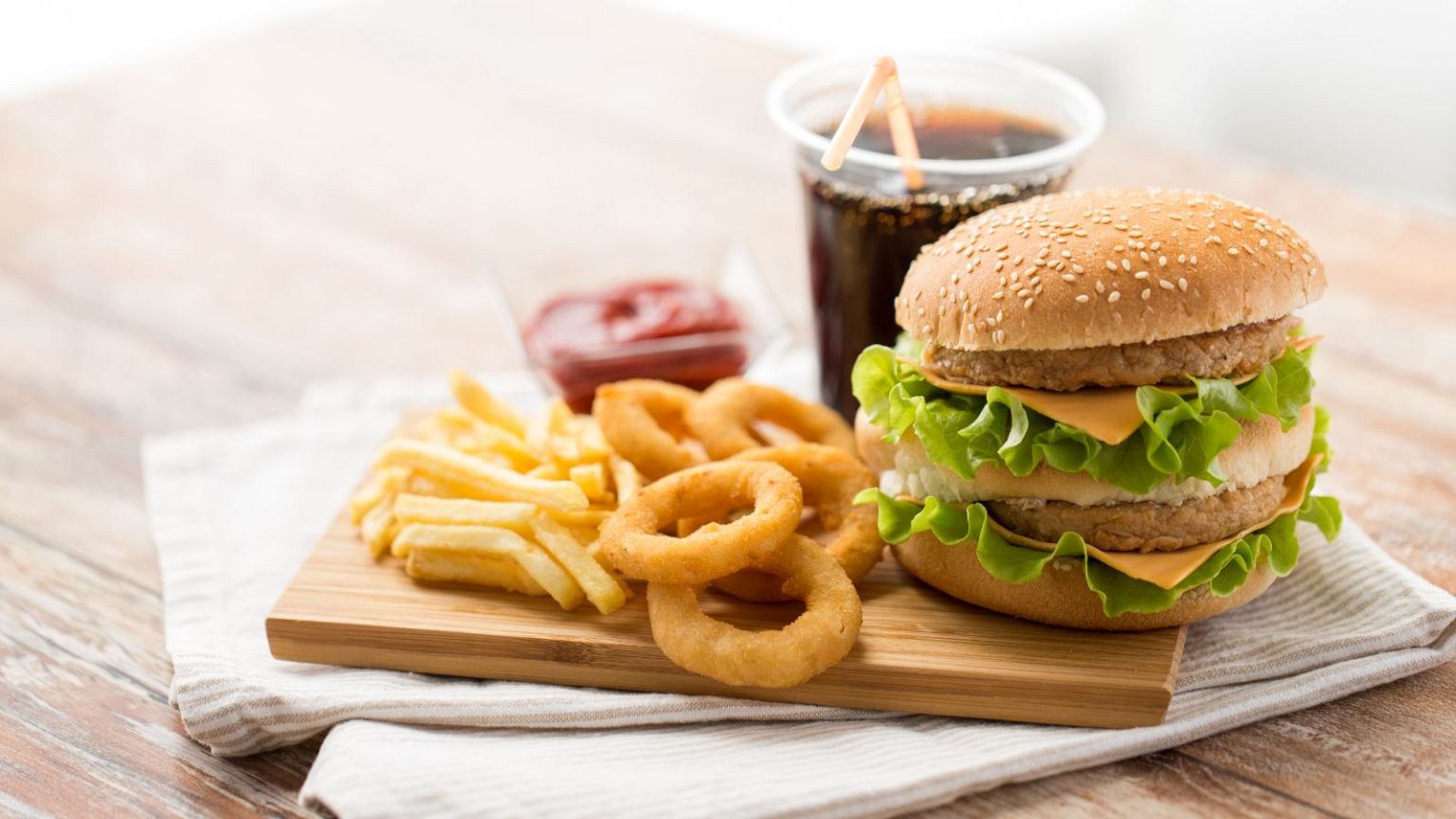 Los alimentos ultraprocesados afectan la salud: científicos revelan 32 ...
