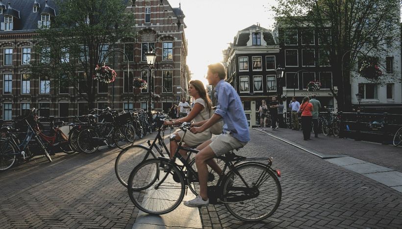 Cycling in Europe: Which countries and cities are the most and least ...
