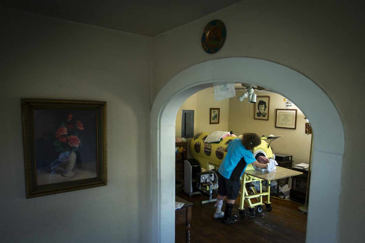 Paul Alexander, the 'man in the iron lung,' dies aged 78 | Euronews