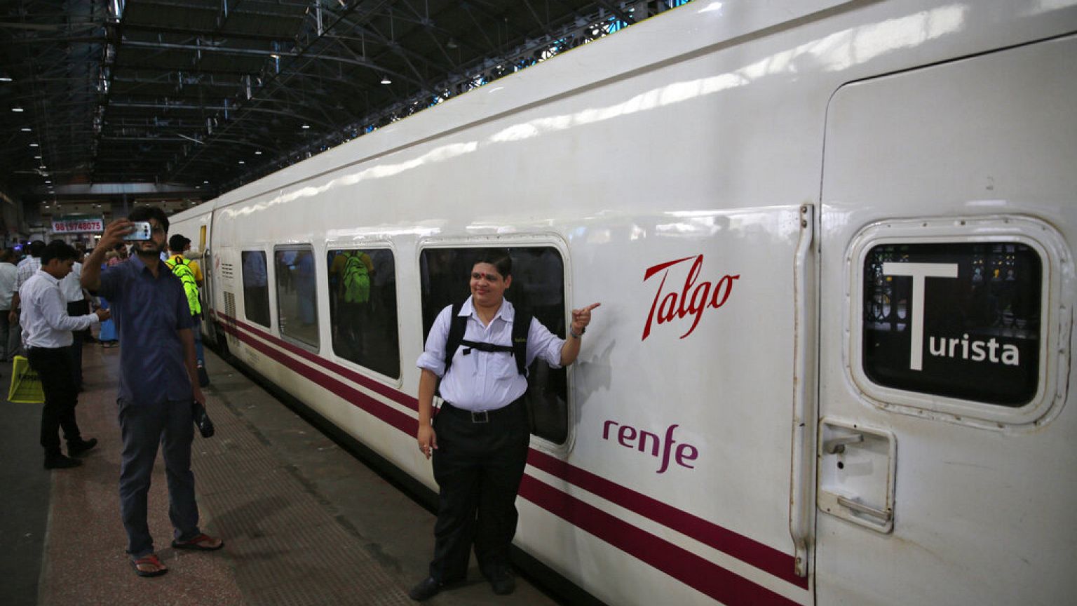 ¿Por qué España quiere frustrar la compra de Talgo por un holding ...