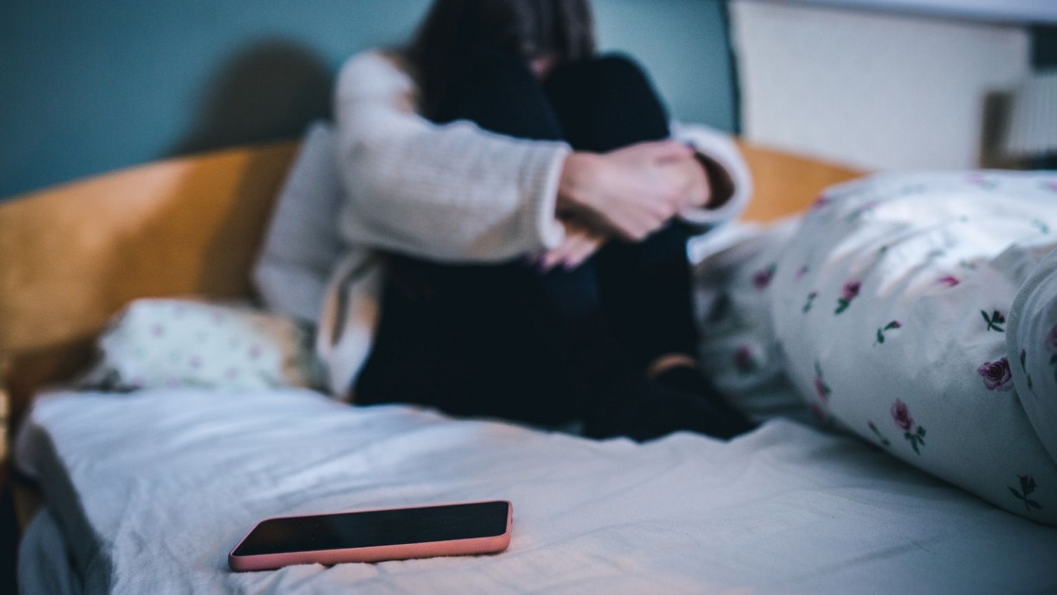 Une nouvelle étude révèle que 1 adolescent sur 6 est victime de ...