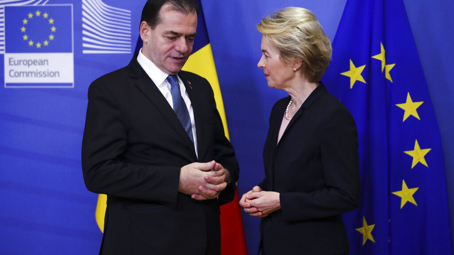 Rechte Parteien Rumäniens schließen sich vor der Europawahl zusammen ...