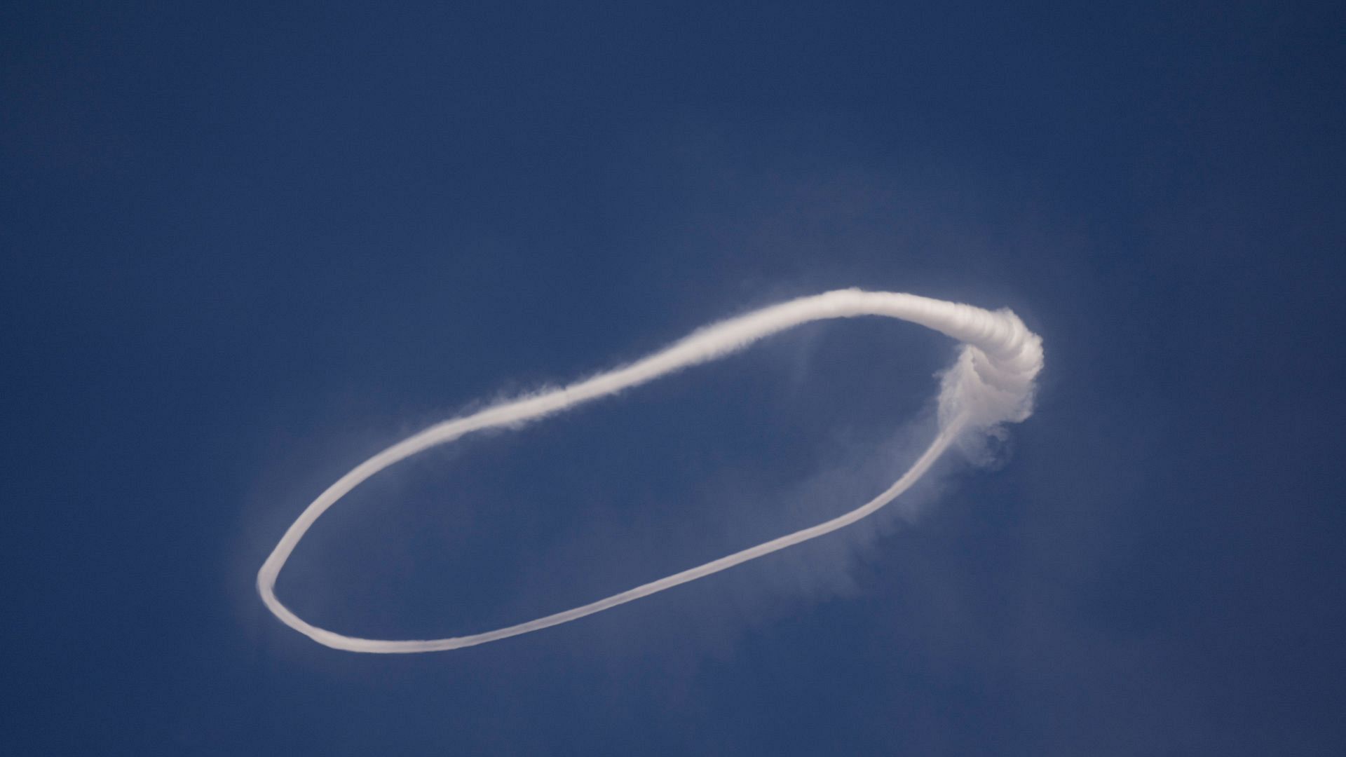 What are volcanic vortex rings? Mount Etna blows spectacular ‘smoke ...