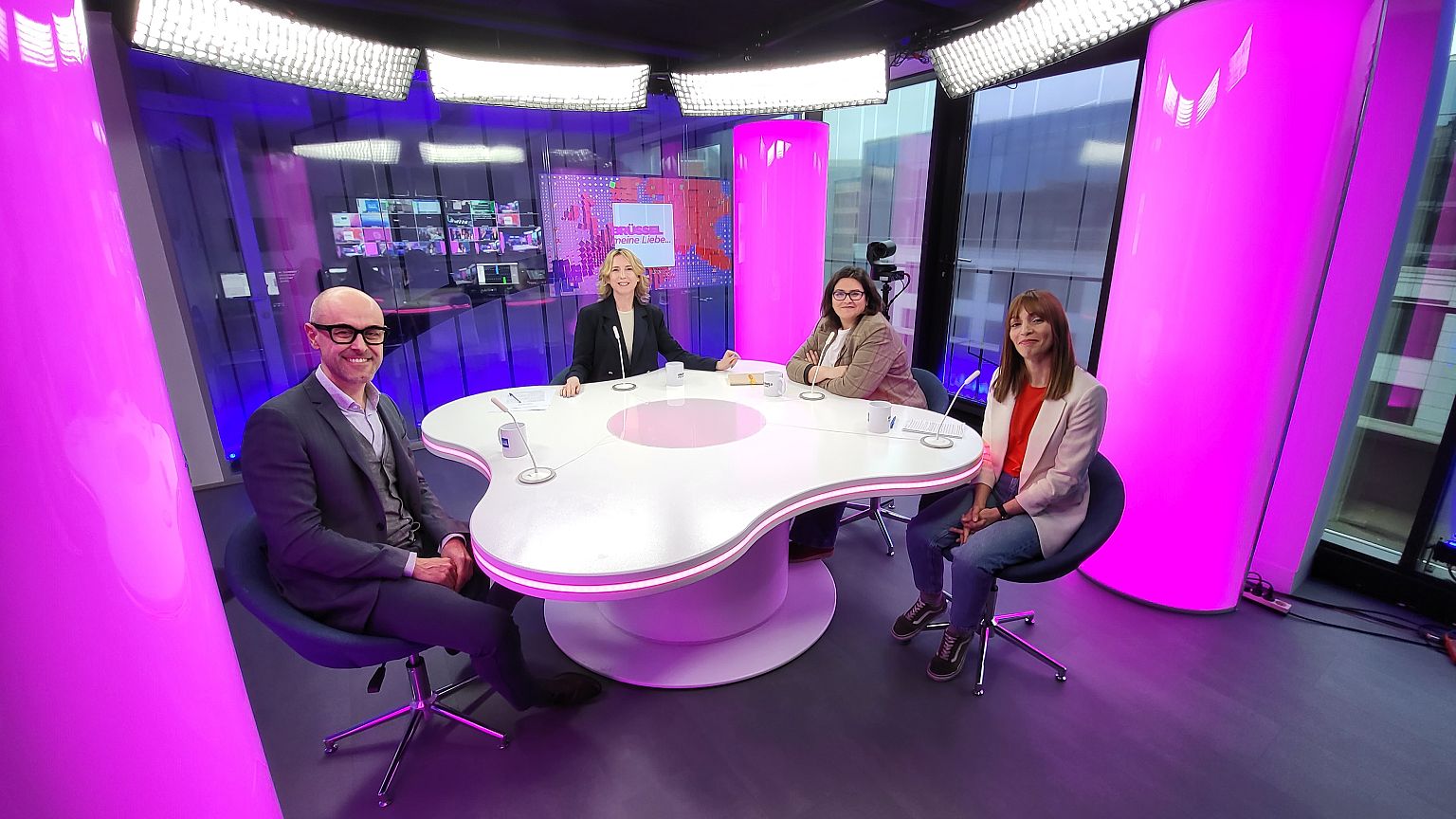 Bruselas, ¿te quiero? Se aprueba el pacto migratorio, pero no gusta a ...