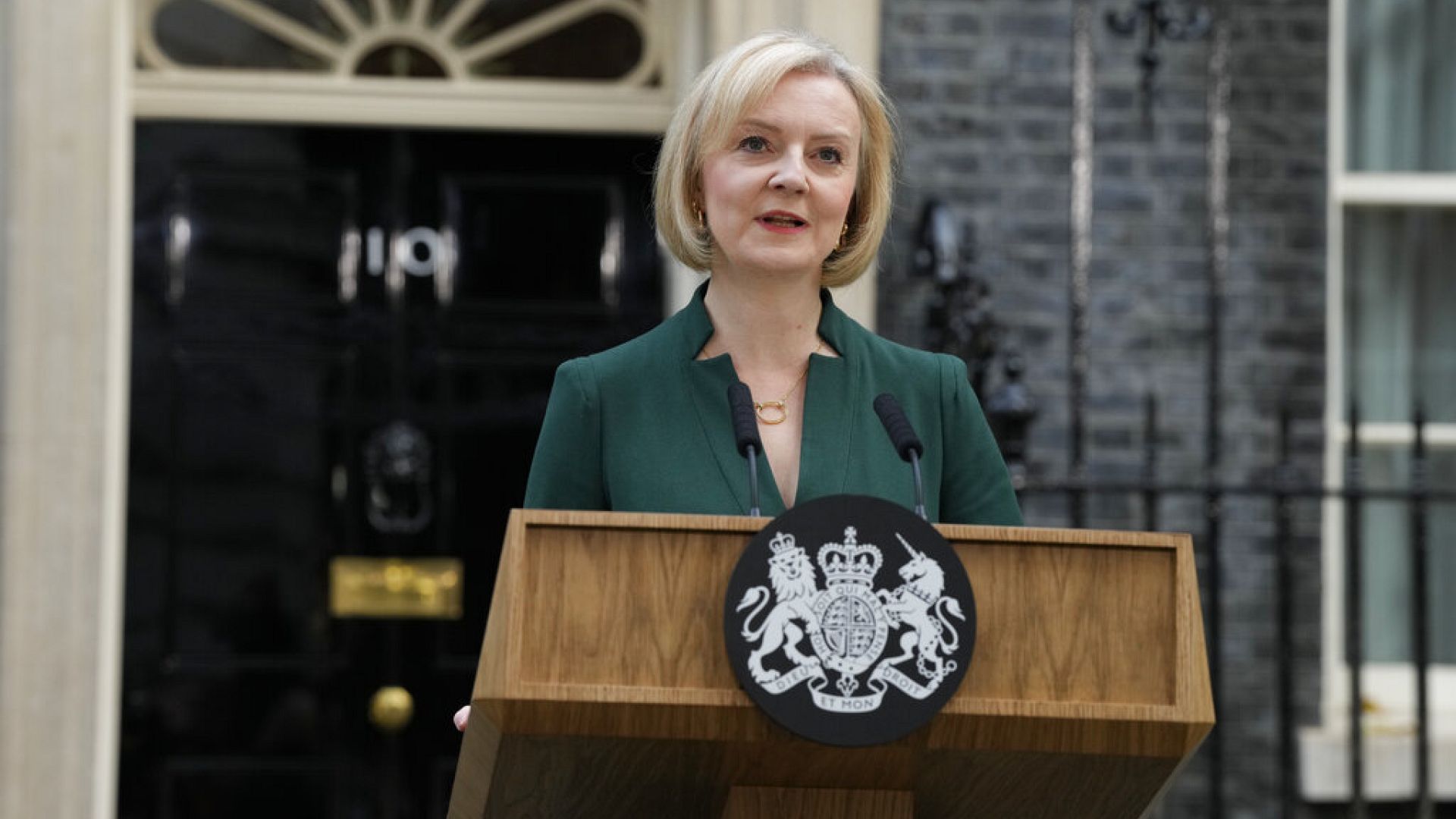 Former UK Prime Minister Liz Truss says she knows how to save the West ...