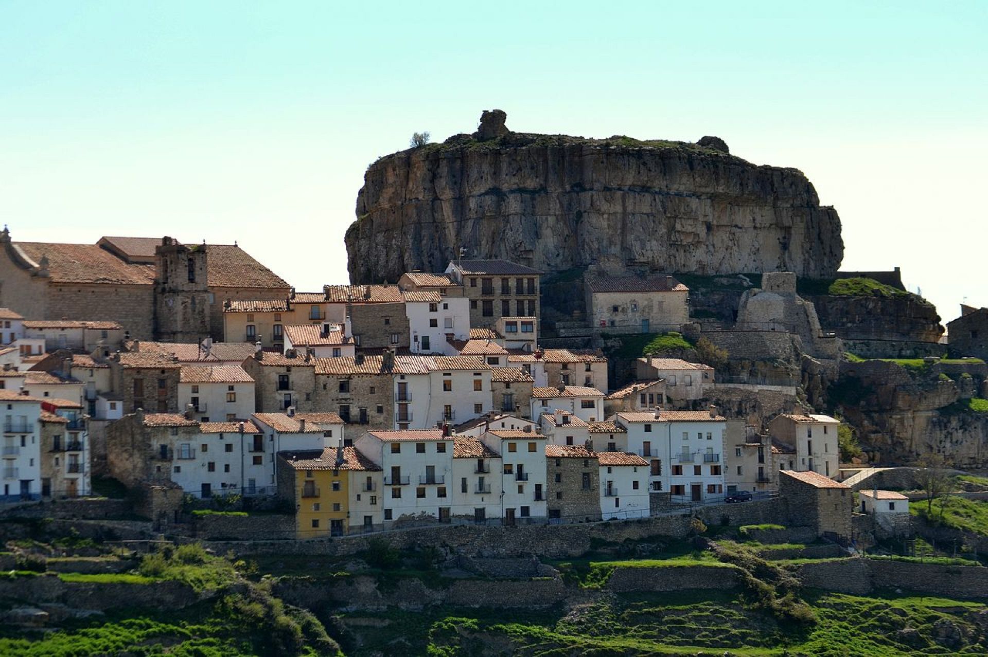 Villages flottants et villes désertes : découvrez les joyaux cachés de ...