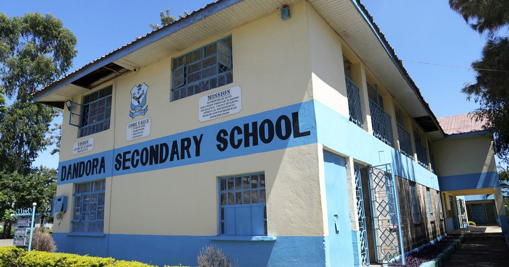 Students in Nairobi school hope bamboo wall will improve air quality ...
