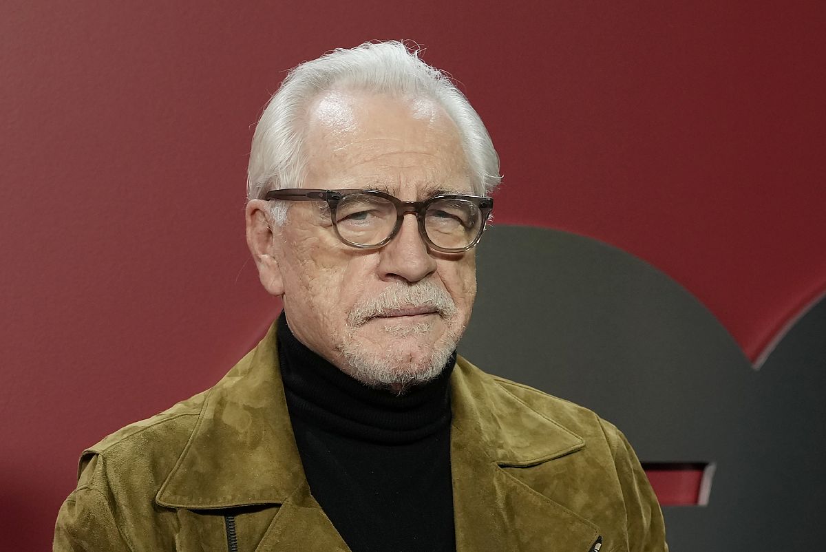 London’s exclusive Garrick Club votes to allow women to join for first ...