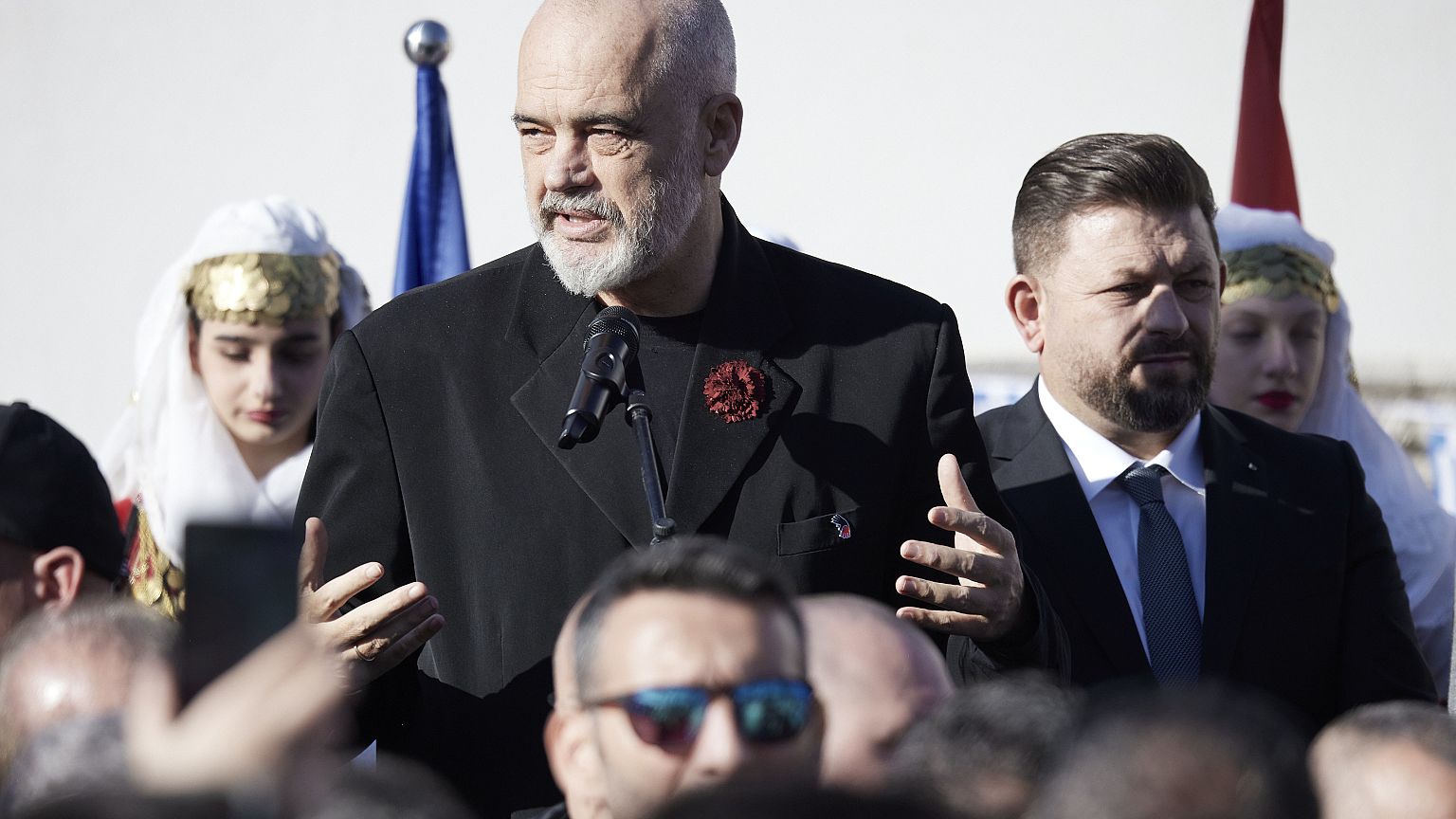 Έντι Ράμα: «Δεν ήρθα για να προκαλέσω - Στρατηγικός εταίρος η Ελλάδα ...