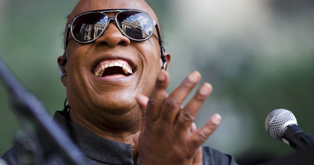 American singer Stevie Wonder granted Ghanaian citizenship | Africanews