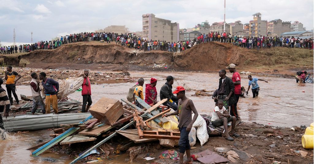Kenya: At least four persons rescued from collapsed building in Nairobi ...