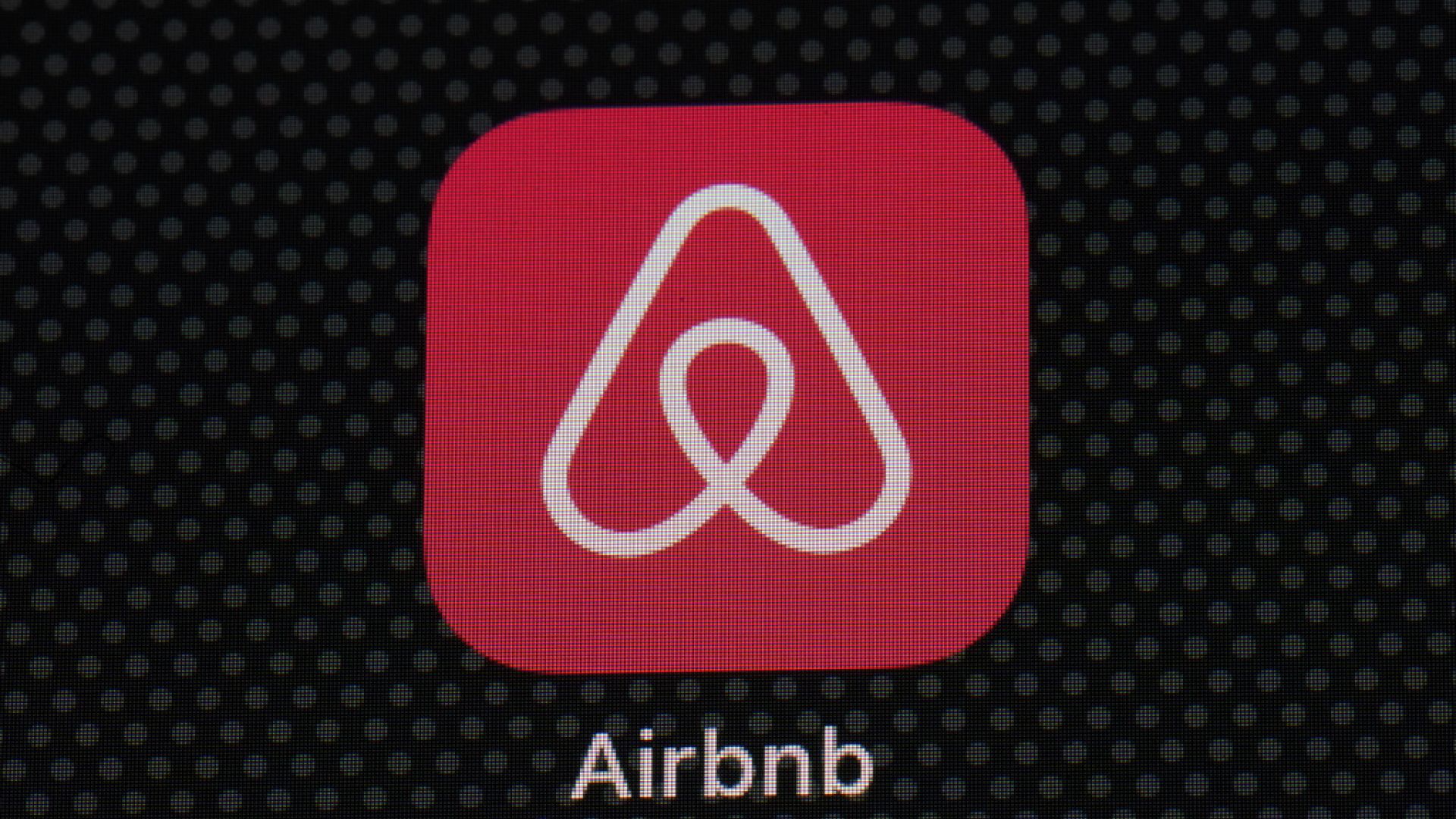 France moves to tighten up Airbnb rules amid row over short-term lets | Euronews