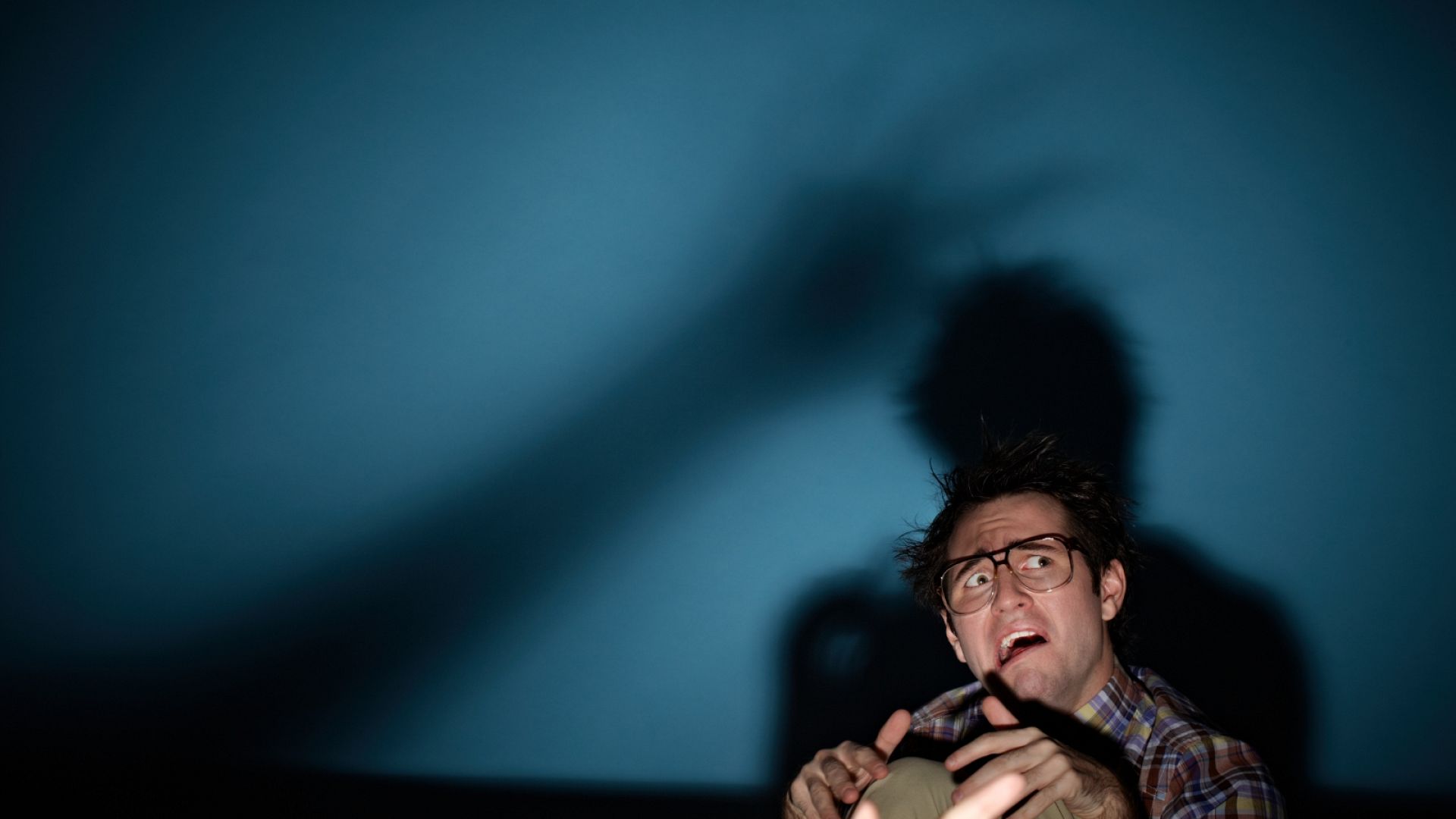 Scientists think nightmares and hallucinations could be an early sign ...