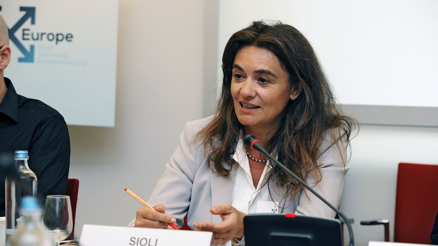 AI Office set-up announced, Lucilla Sioli to be in charge | Euronews
