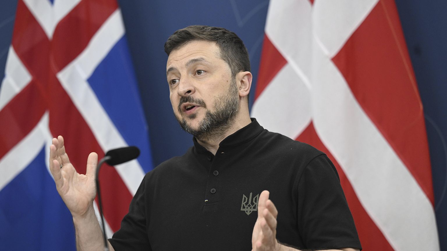 Ζελένσκι: Πρέπει να χτυπήσουμε μέσα στο έδαφος της Ρωσίας | Euronews