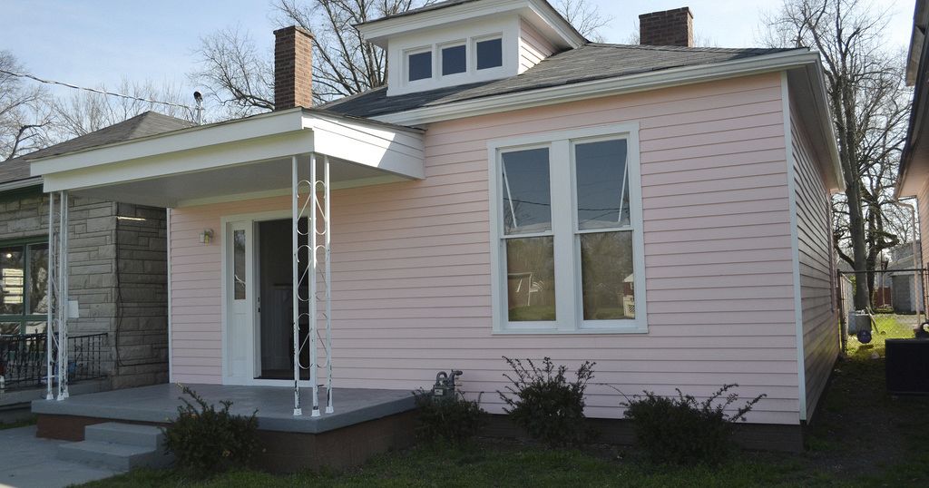 Muhammad Ali's childhood home hits the market | Africanews