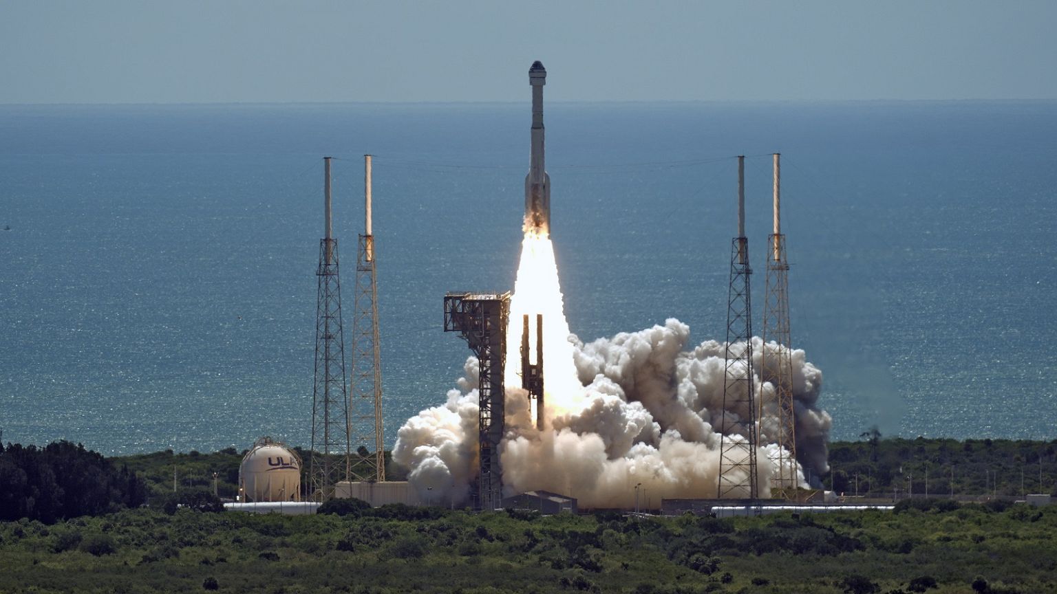 Boeing successfully launches its delay-stricken Starliner capsule on ...