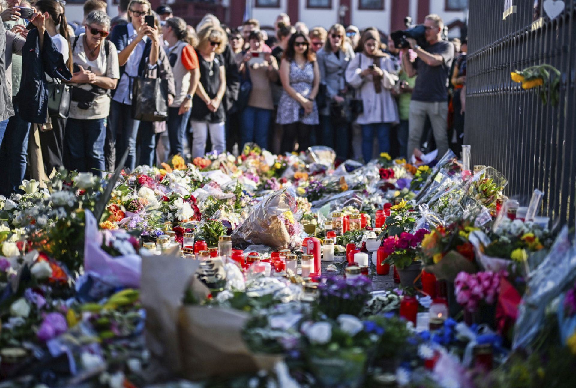 Chancellor Scholz says Germany will deport 'serious' criminals even to ...