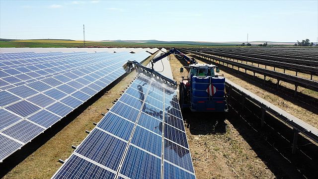 How is Saharan dust impacting solar power? | Euronews