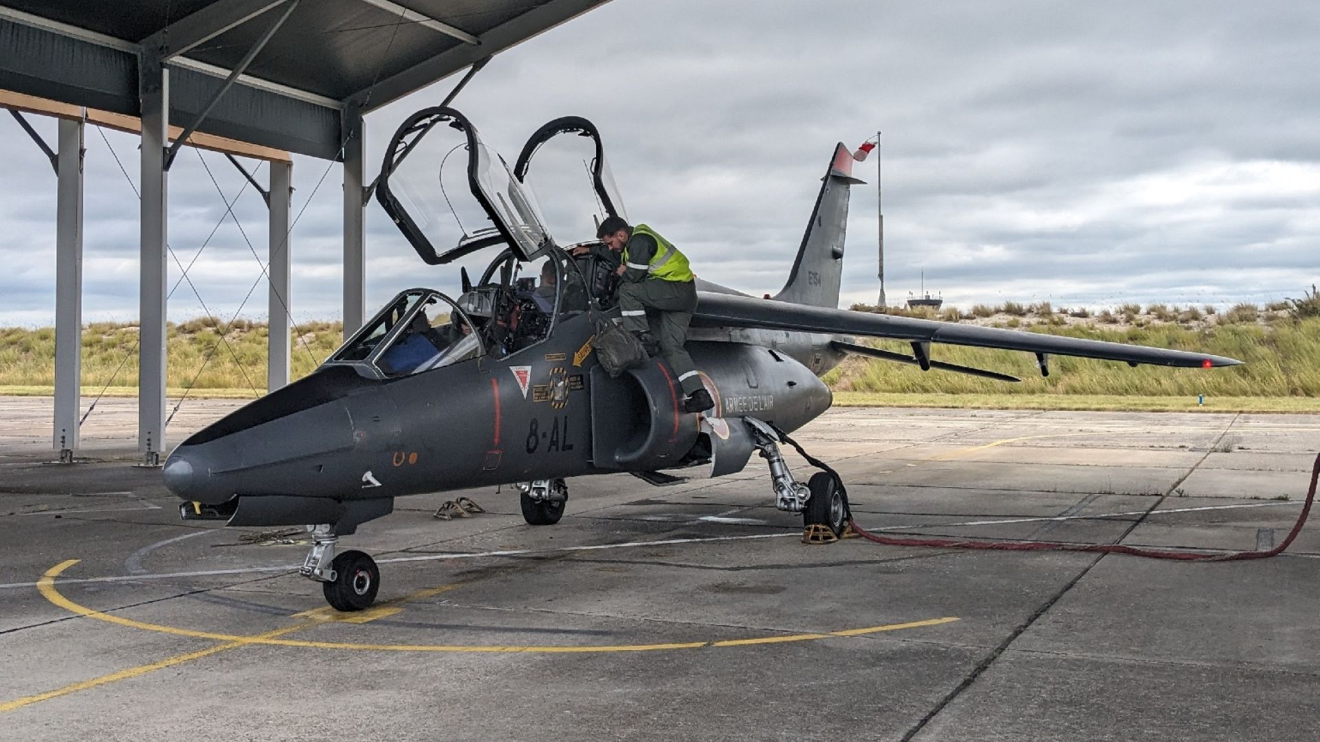 In southwestern France, Ukrainian pilots are learning to fly fighter ...