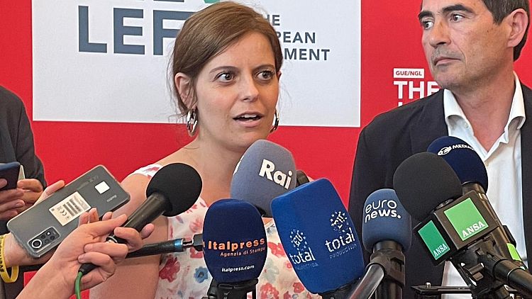 Il primo giorno di Ilaria Salis al Parlamento europeo | Euronews