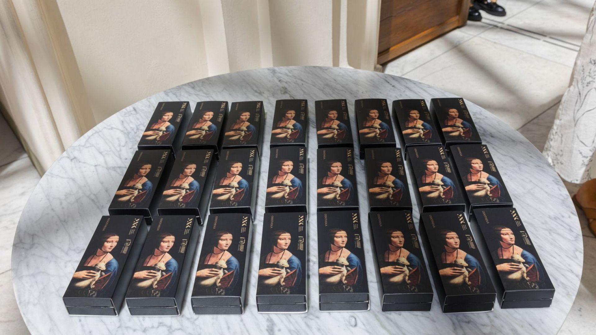 Stop and smell the art: Polish museum captures original scent of da ...