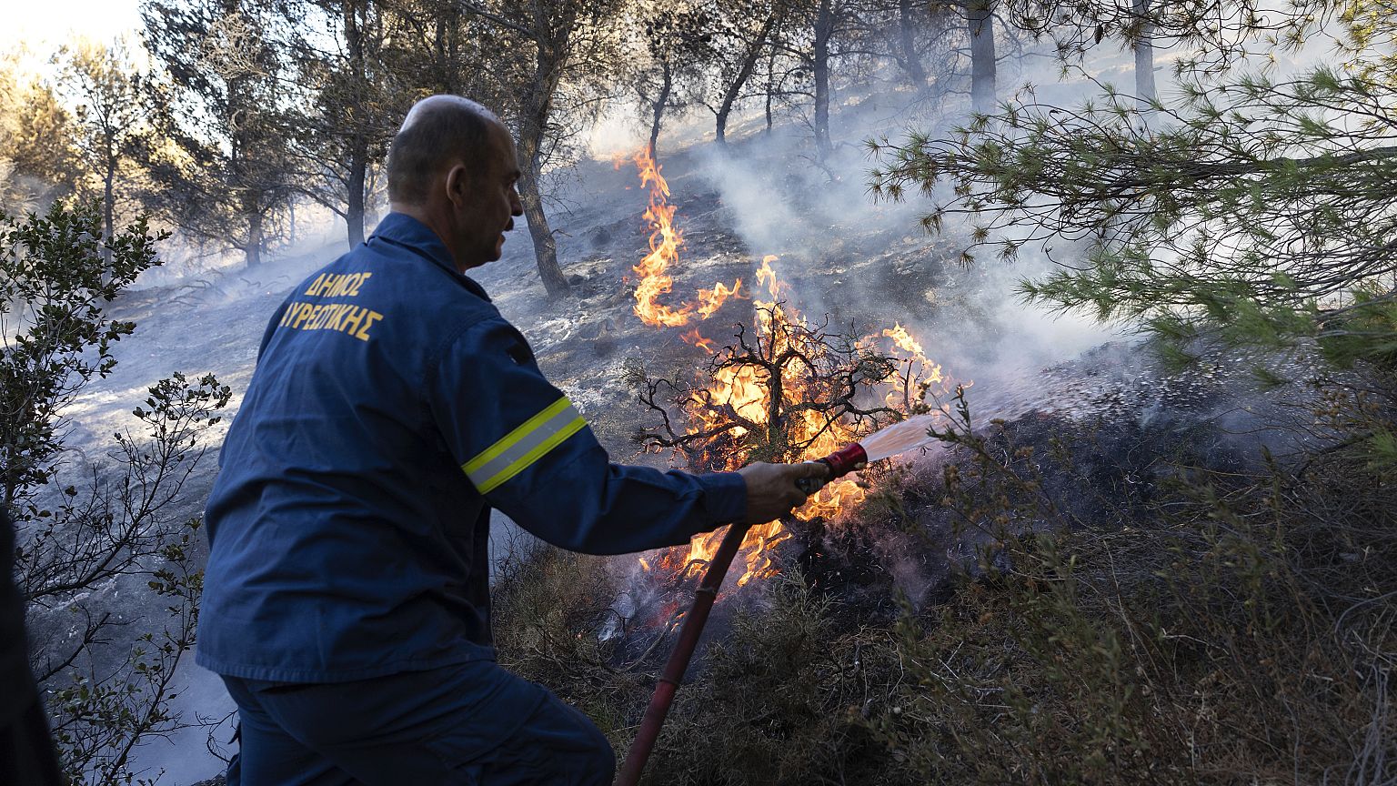 Πυρκαγιές στην Αττική: Χωρίς ενεργό μέτωπο σε Σταμάτα και Κερατέα ...