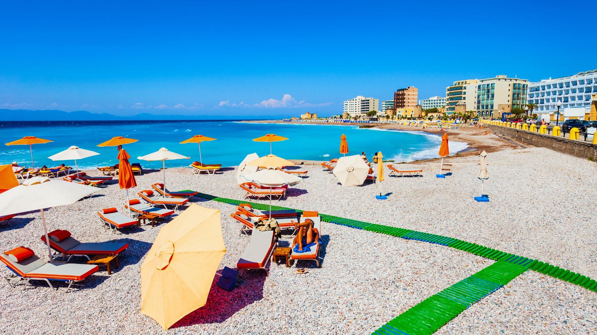 Greek beaches plagued with overcrowding are facing a sunbed crackdown ...