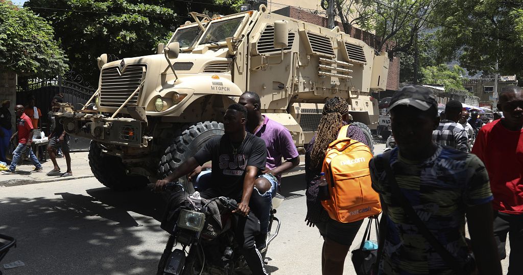 Haiti: Kenyan police officers join local forces in reconnaissance tour ...