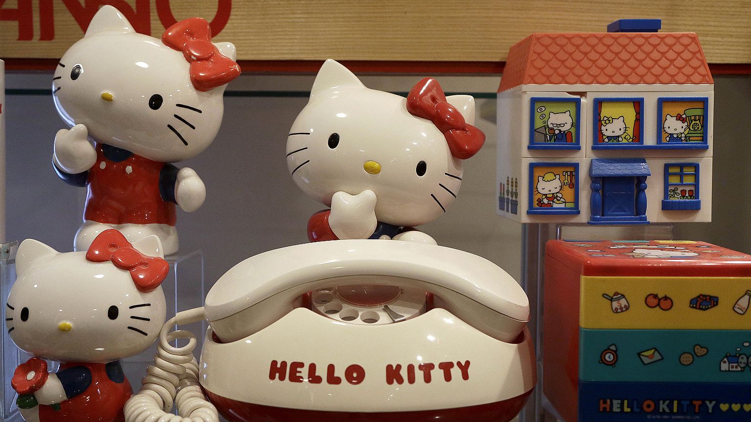 You’ve got to be kitten me! Hello Kitty not a cat, creators reveal ...