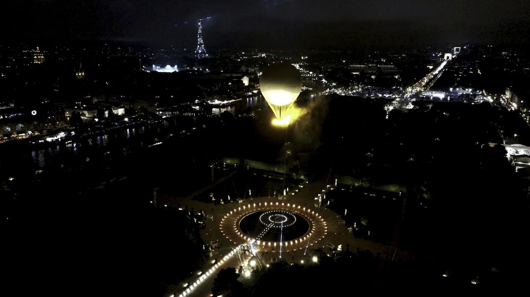 What's special about Paris 2024's flying Olympic flame and how does it ...