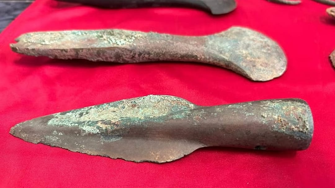 Archaeologists discover remarkable hoard of Bronze Age weapons and ...