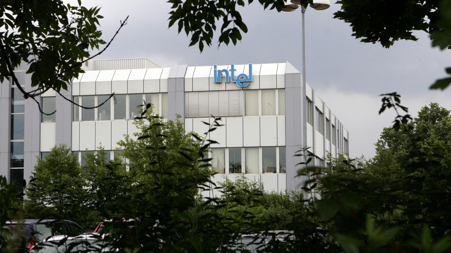 Intel postpones construction of German chip factory for two years ...
