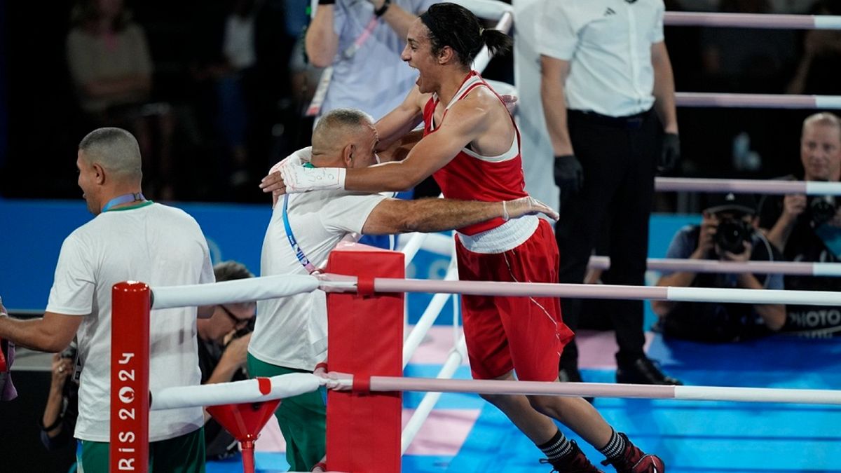 Olympische Spiele Paris: Algerierin Khelif gewinnt Gold | Euronews