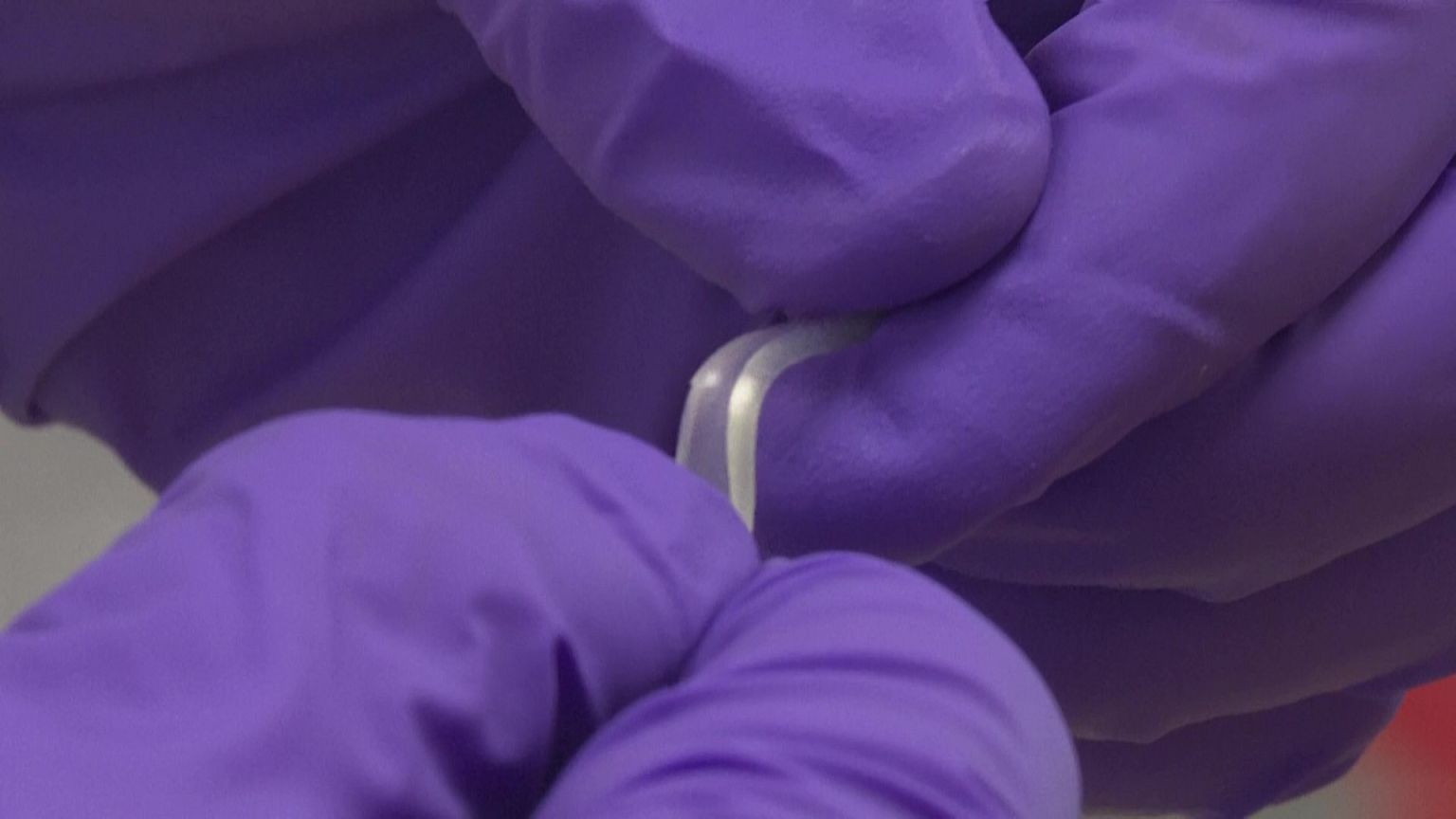 These stretchy 'jelly batteries' could be implanted into humans to ...