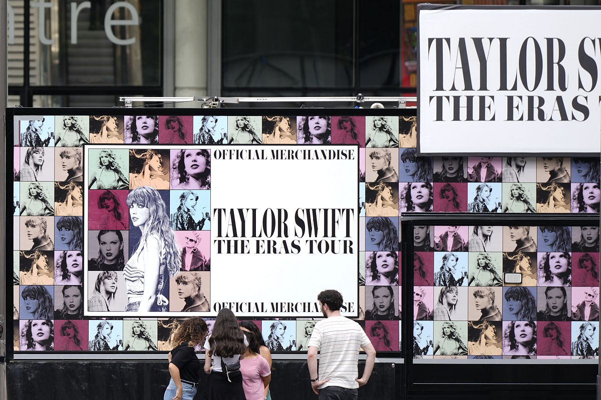 Taylor Swift fans flock to London amid security concerns after the ...