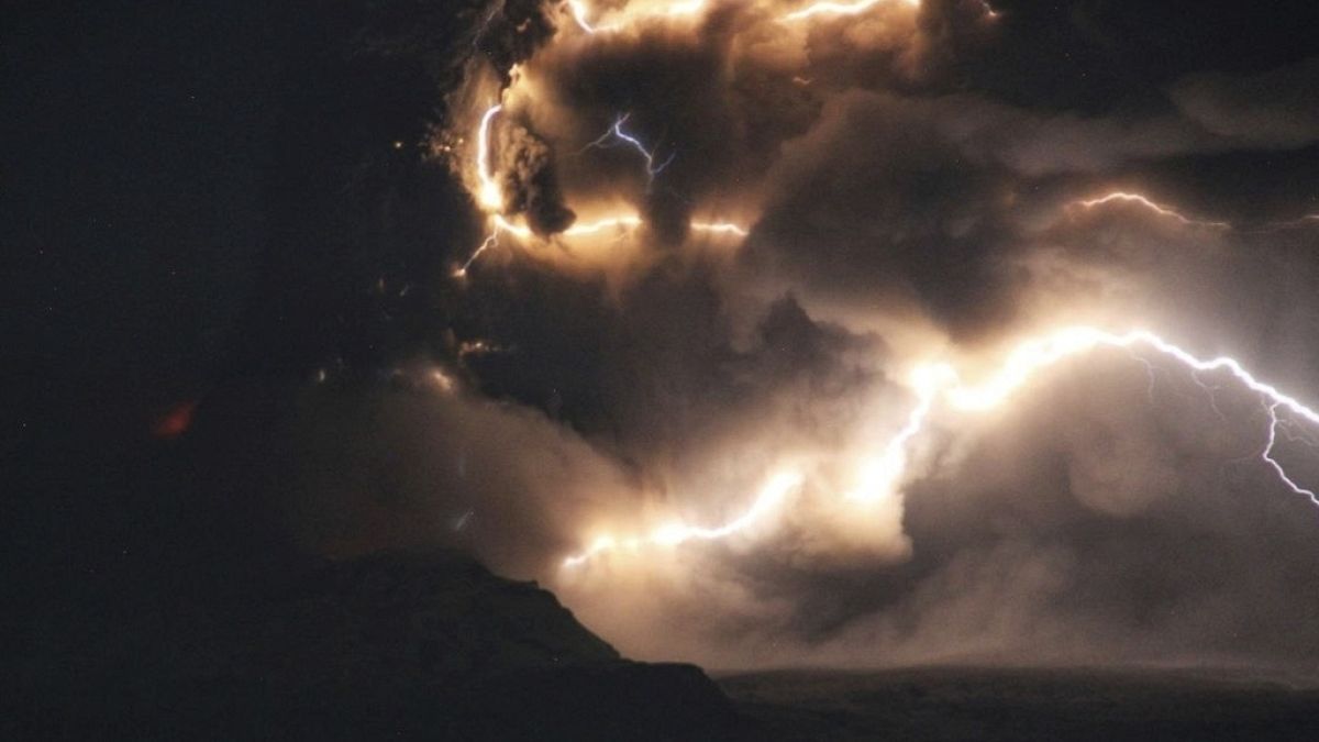 Nikola Tesla'dan askeri tesislere: Depremleri HAARP mı üretiyor? | Euronews